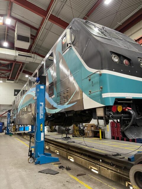 Train Lifting Equipment – Portable & Heavy-Duty Solutions