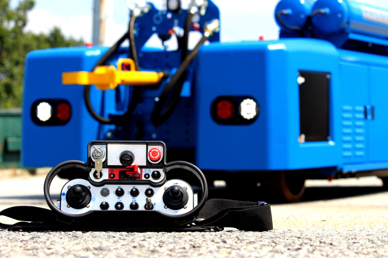 Selecting the Perfect Railcar Mover for your Railroad Operations